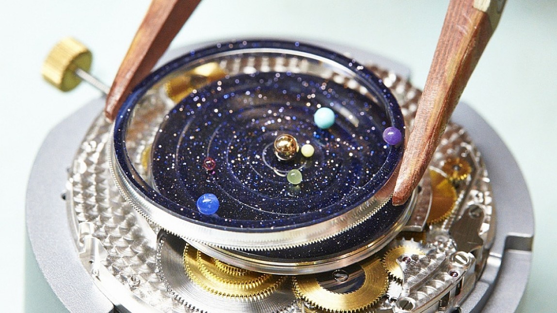 Midnight Planetarium – A Watch That Displays The Movement Of Our Solar ...