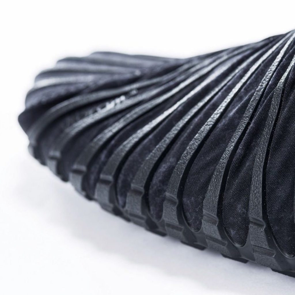 Waterproof, Durable Wraparound Shoes