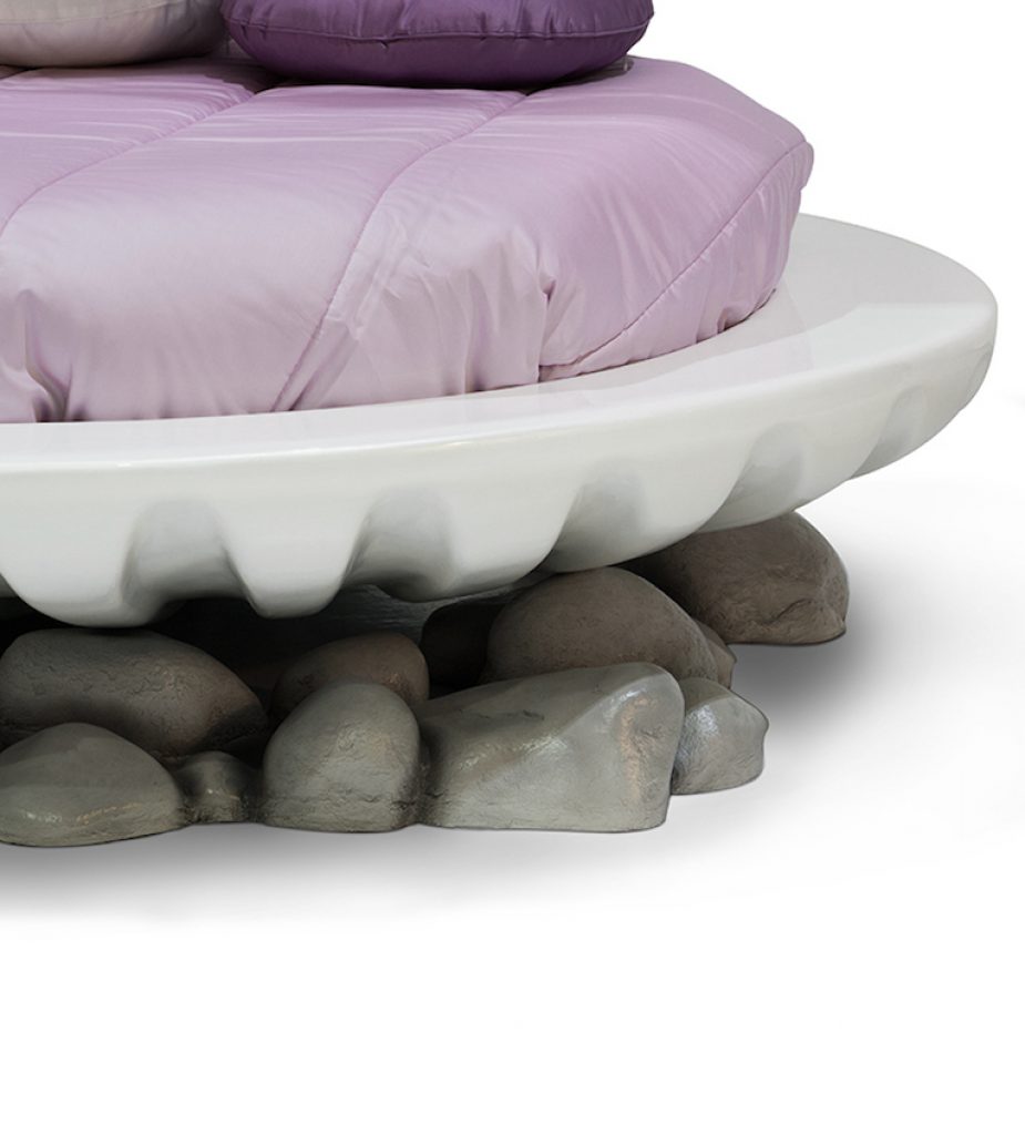Live Out Your Princess Dreams with This Shell Bed