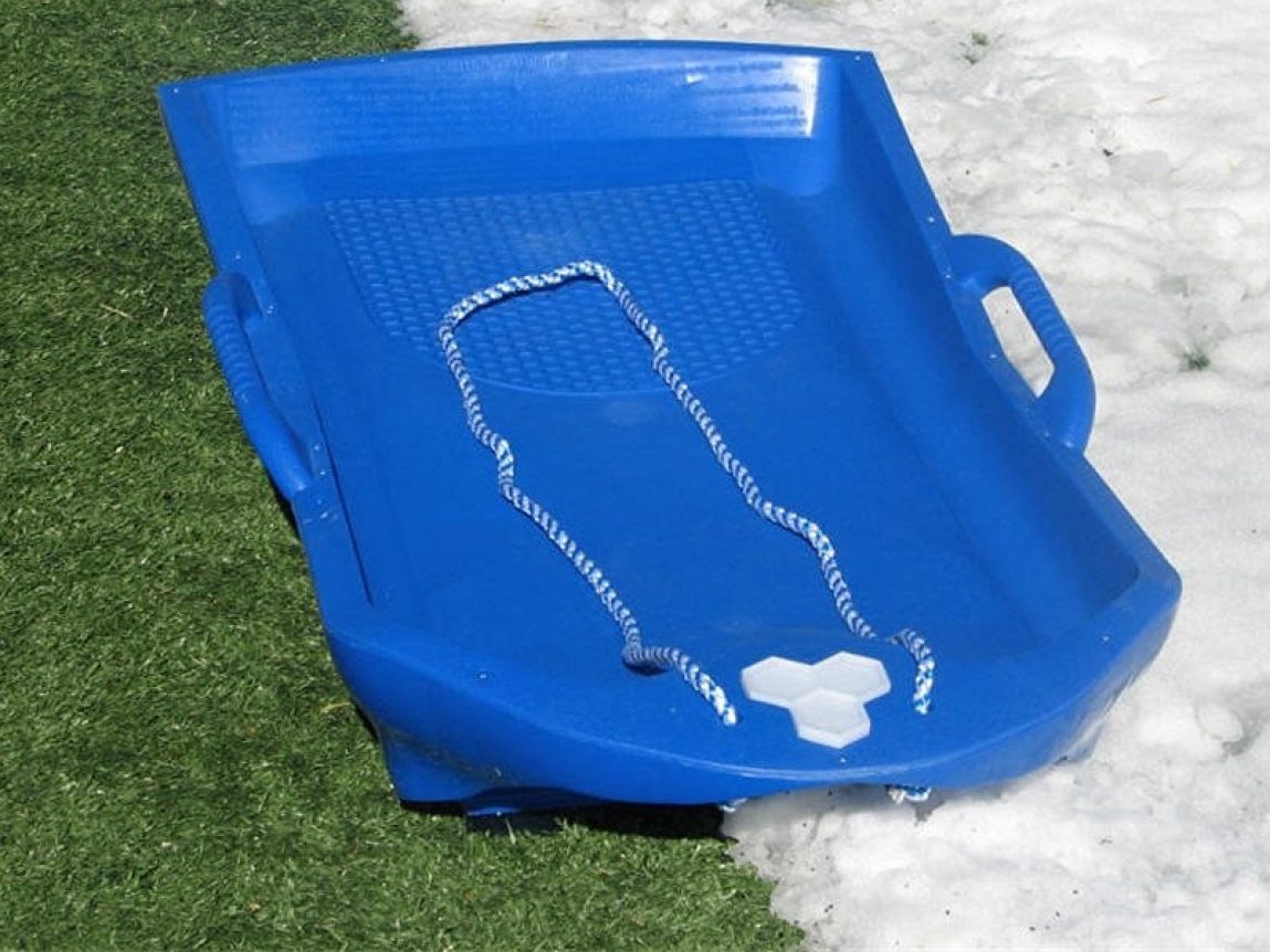 Ride Down Hills All Year Long with This All-Season Sled